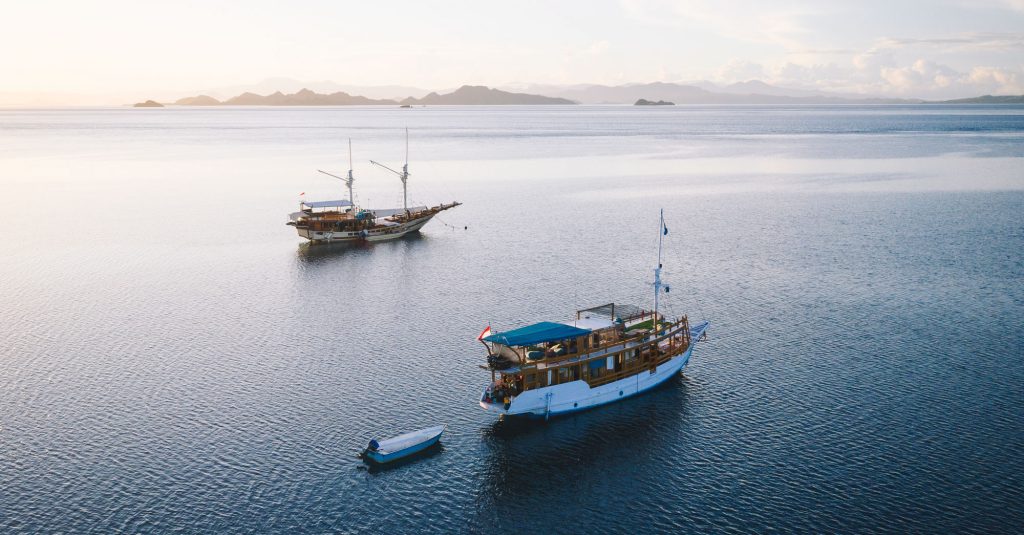 Explore - Indonesian Boat Trip